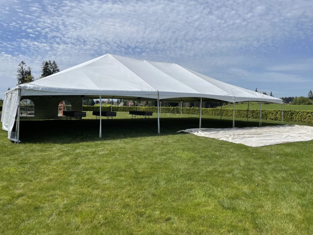 40′ X 40′ ( 12.2m x 12.2m ) West Coast Frame Tent – ROYAL TENT ...